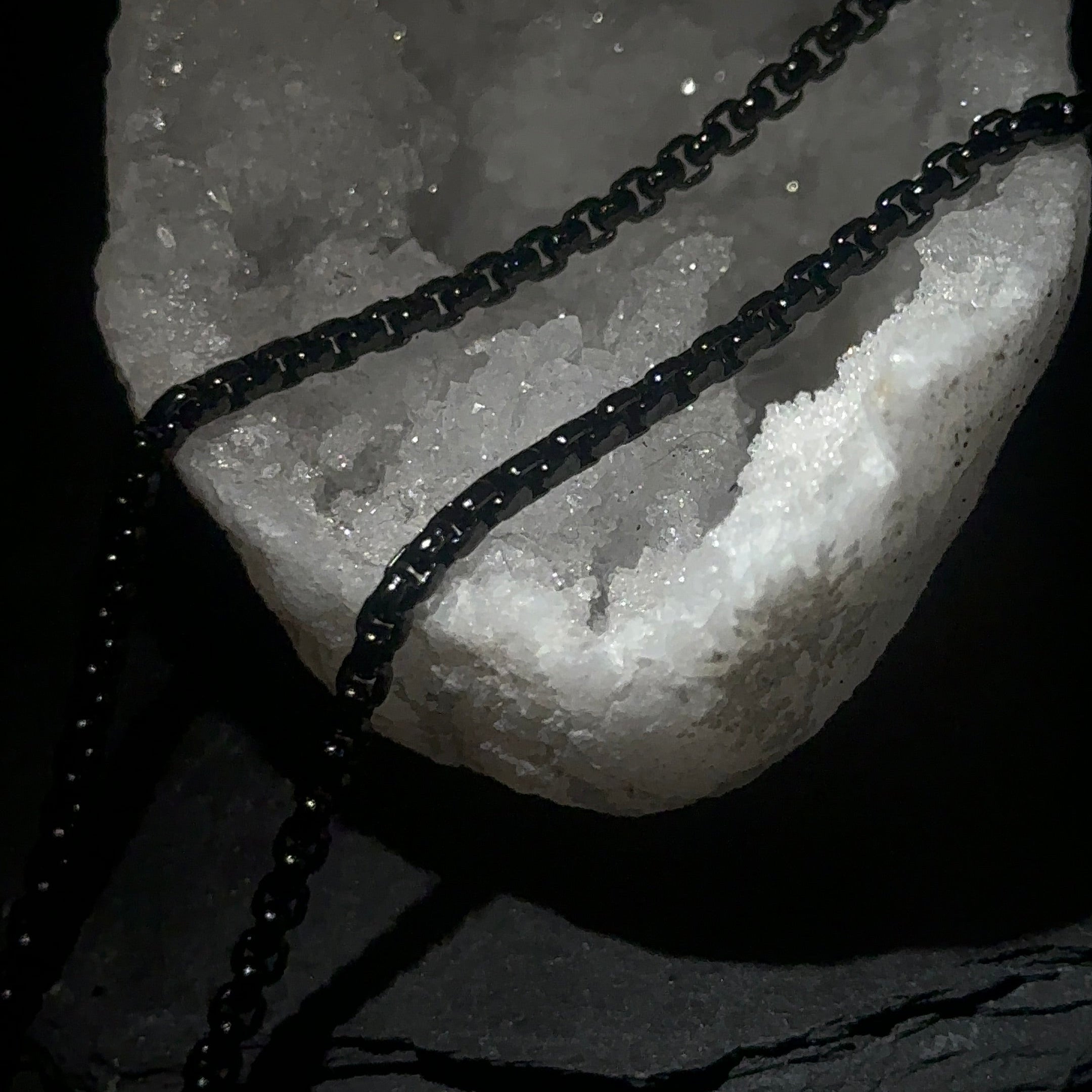Black Square Rolo Chain – SSAV Permanent Jewellery Supplies and Wholesale